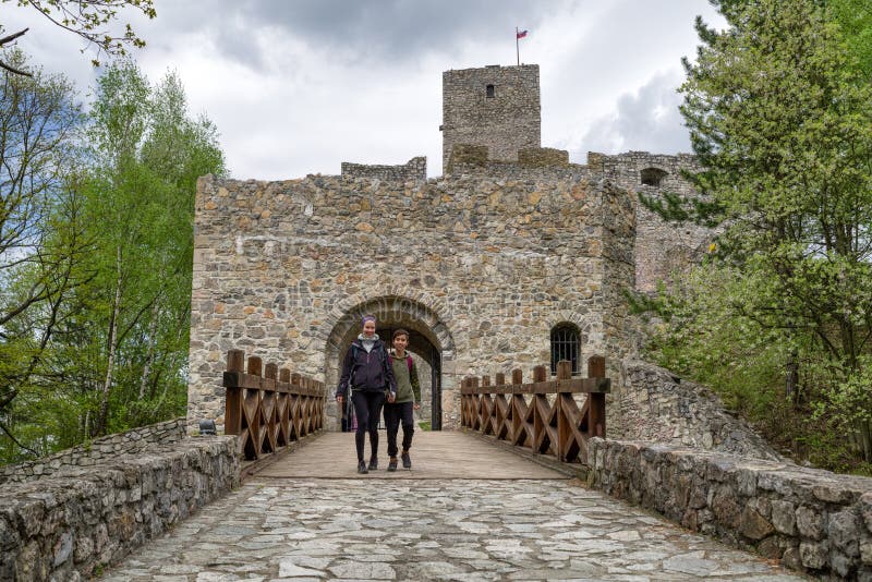 Visitors in Strecno Castle, Slovakia Editorial Stock Image - Image of ...