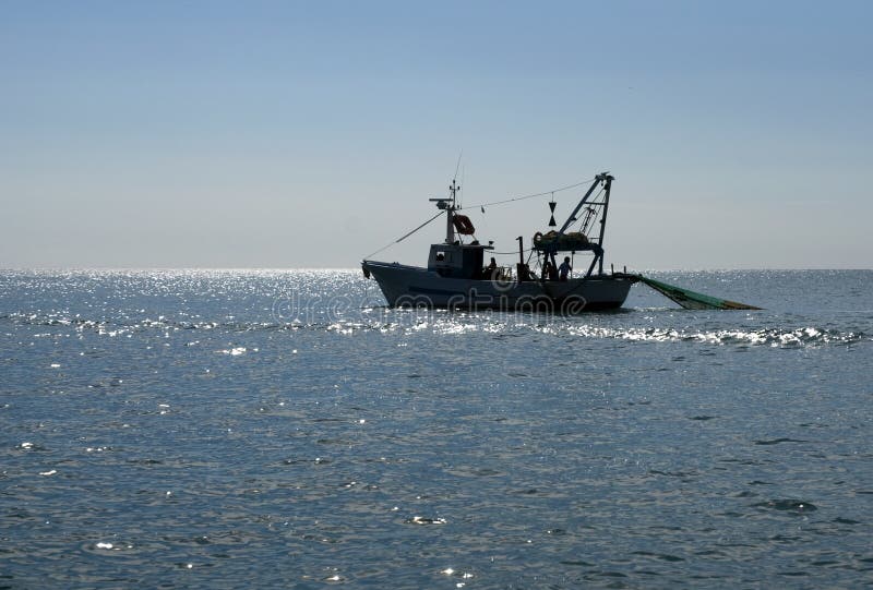 Vissersboot stock afbeelding. Image of vissers, visserij - 11645125