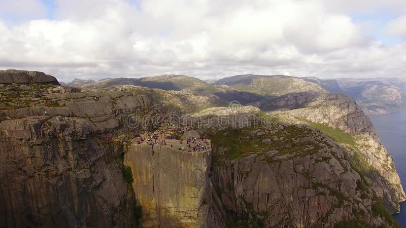 Vista Aérea De La Roca Del Púlpito Almacen De Video - Vídeo de costa ...