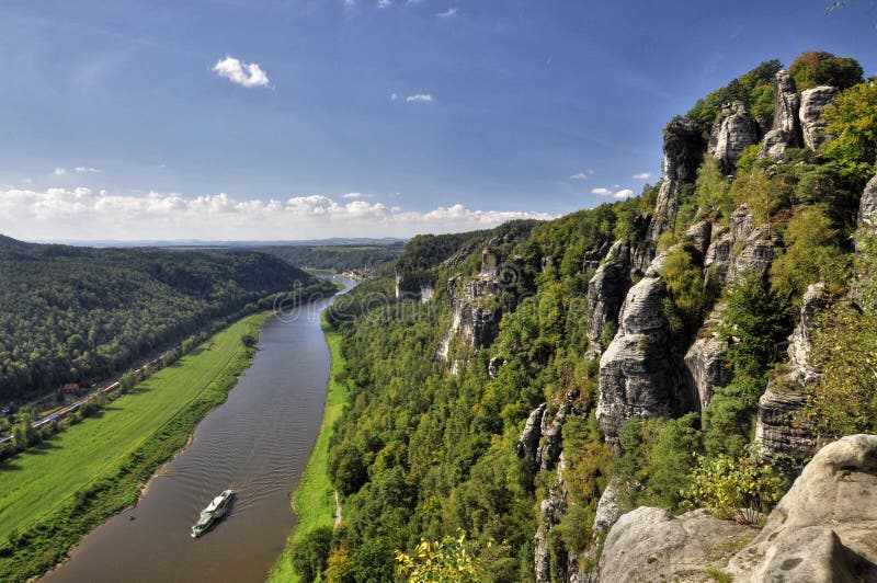 Vista Dal Bastei Sul Fiume Elba Immagine Stock - Immagine di foresta ...