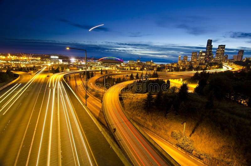 A Vista De Seattle Do Dr. Jose Rizal Bridge Foto de Stock - Imagem de ...