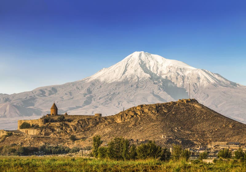 Vista Del Monte Ararat Dall'Armenia Fotografia Stock - Immagine di ...