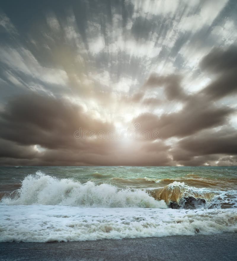 Vista Del Paesaggio Della Spuma Del Mare Immagine Stock - Immagine di ...