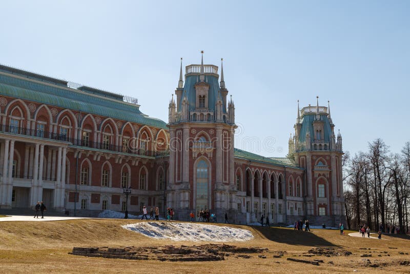 Palacio De Tsaritsyn En La Museo-reserva Tsaritsyno Foto de archivo ...
