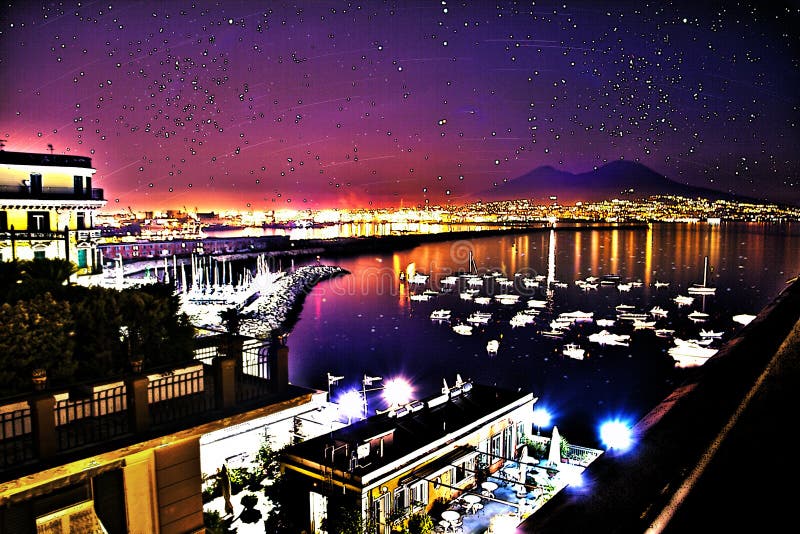 Vista di notte di Napoli fotografia stock. Immagine di cielo - 44640444