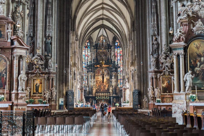 Vista Interna Della Cattedrale Della St Stephan a Vienna, Austria ...