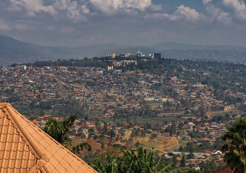 Vista a Kigali em Ruanda foto de stock. Imagem de férias - 152666580