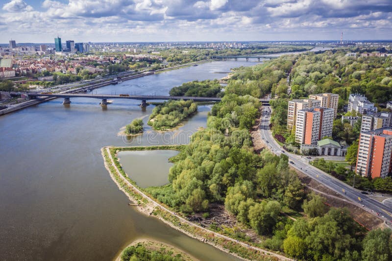 Vistula River in Warsaw, Poland Editorial Photo - Image of royal ...