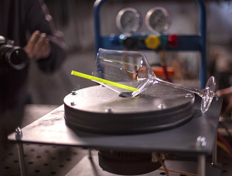 Visual Experiments in Physics and Chemistry from the School Curriculum ...