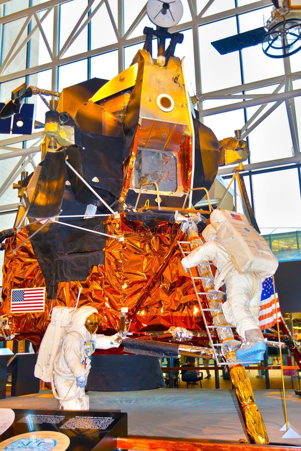 Visualización Del Módulo Lunar Foto editorial - Imagen de soniano ...