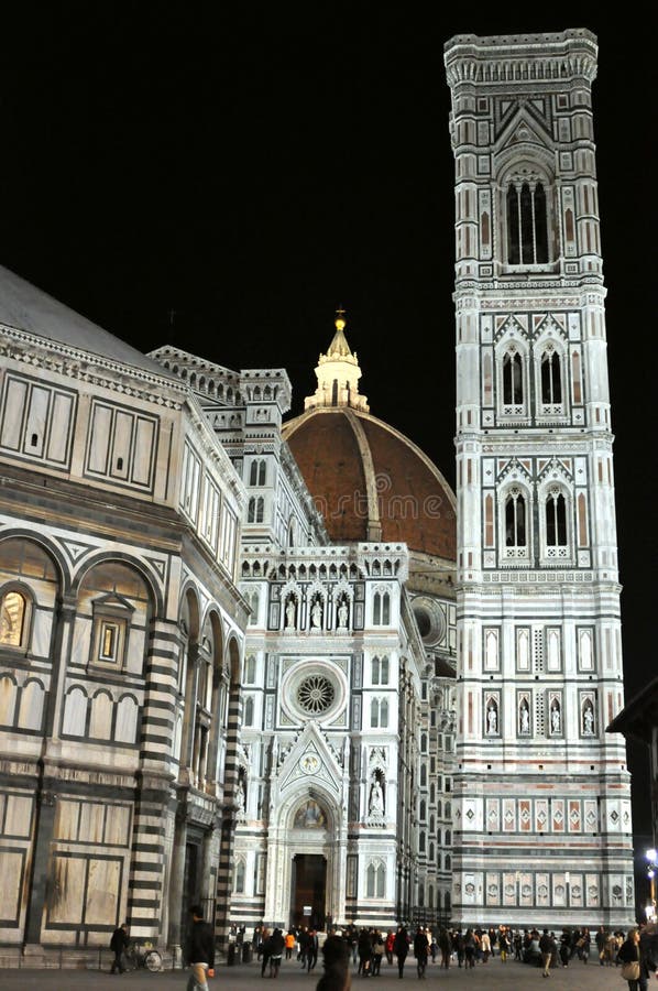 Vita Di Notte a Firenze, Italia Fotografia Editoriale - Immagine di ...