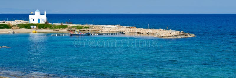 Vitkyrka, Kalamies Strand, Protaras, Cypern Fotografering för ...