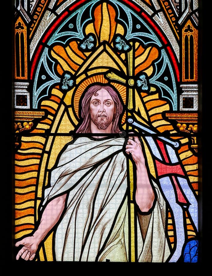 Vitral - Jesus Que Aumenta Da Sepultura Imagem de Stock - Imagem de ...