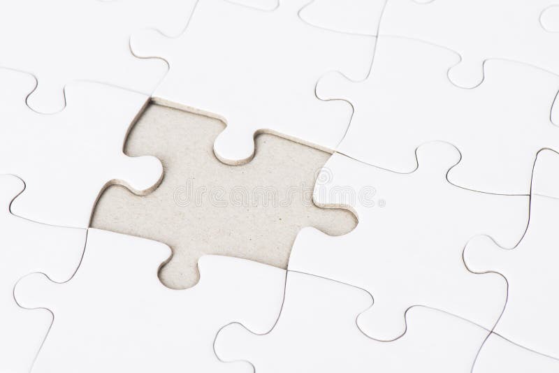 Vitt Pussel Med En Saknad Bit Arkivfoto - Bild av stängning ...