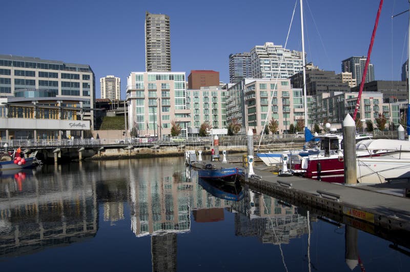 Vivienda De La Costa De Seattle Foto de archivo editorial - Imagen de ...
