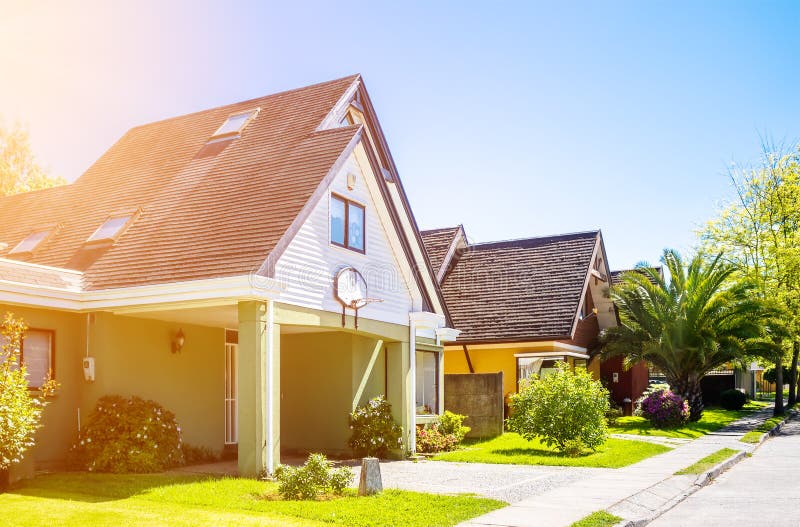 Vivienda en Chile imagen de archivo. Imagen de arbusto - 98028323