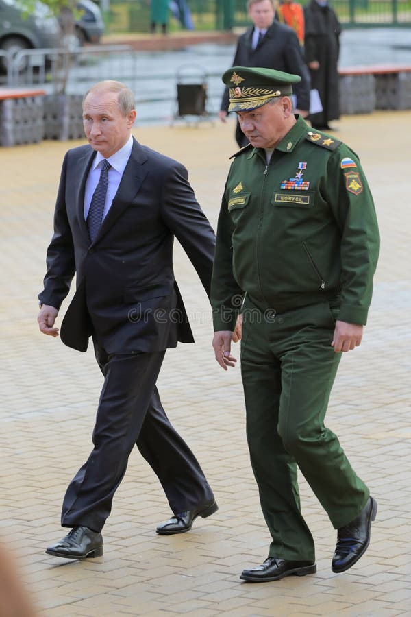Vladimir Putin Y Sergey Shoygu Imagen de archivo editorial - Imagen de ...
