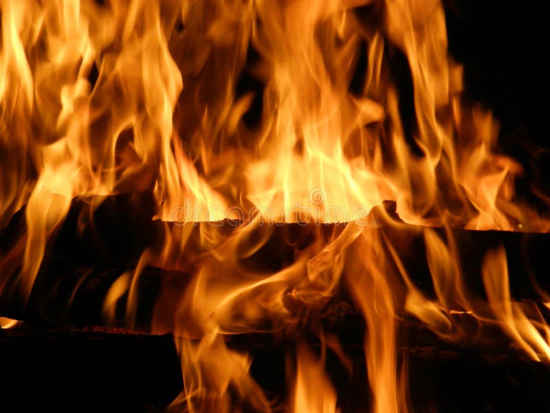 Vlammen of brand stock foto. Afbeelding bestaande uit wildfire - 3674736