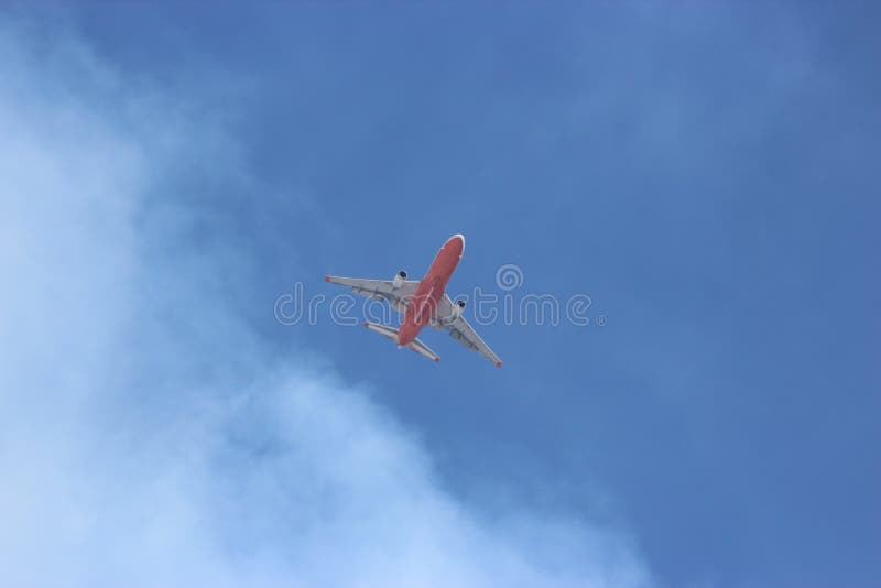 VLAT DC-10 editorial stock photo. Image of vlat, flys - 47845833