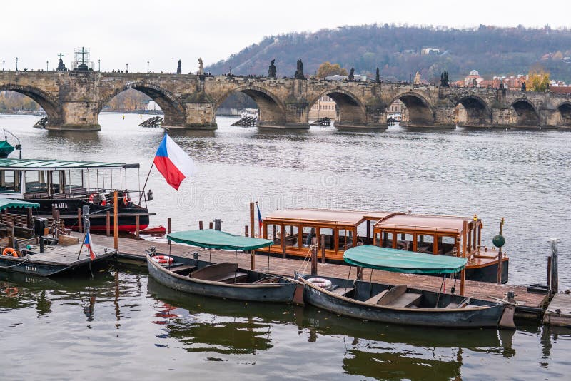 Vltava river editorial stock image. Image of bridge - 137756654