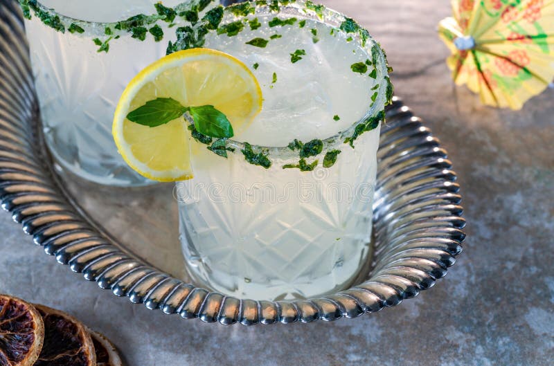 Vodka and Lemonade Cocktail Stock Photo - Image of homemade, alcoholic ...