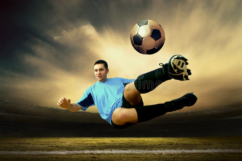 Sexy Voetballer Sportieve Vrouw Met Bal Stock Foto Image Of