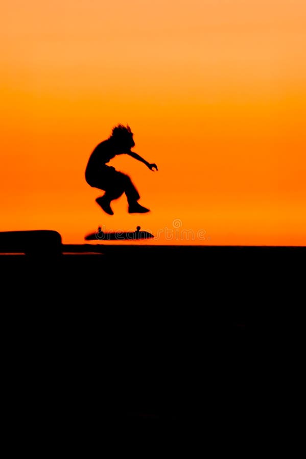 Volata su immagine stock. Immagine di gioco, pattinatrice - 3017675