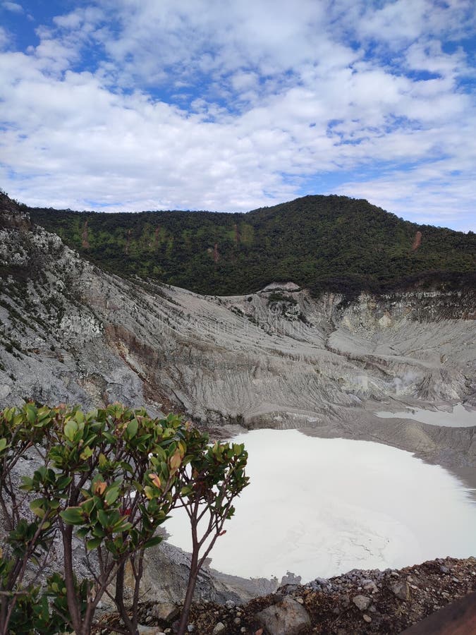 Volcanic crater stock image. Image of bandung, crater - 341954901