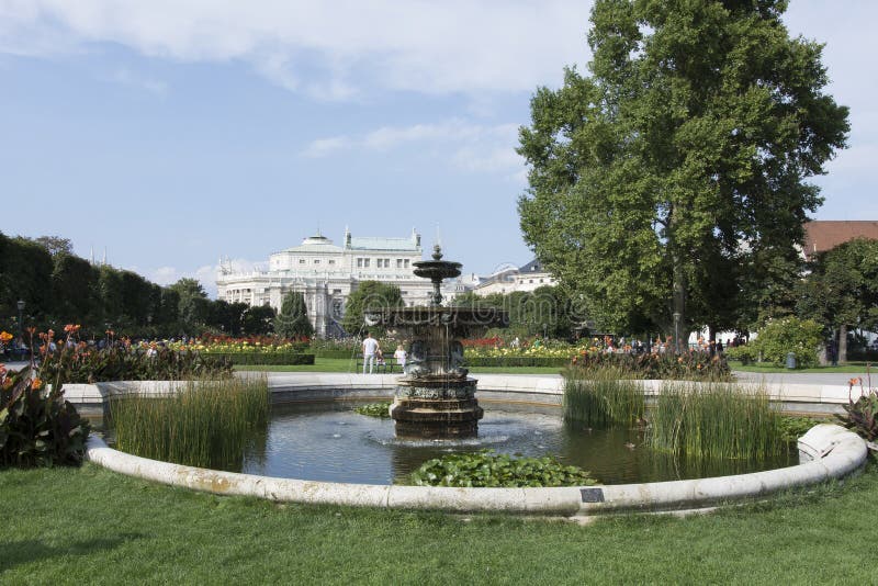 The Volksgarten Park in Vienna Editorial Image - Image of grass ...