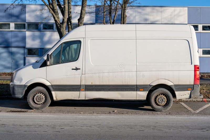 Volkswagen Crafter editorial image. Image of unlabeled - 365406185