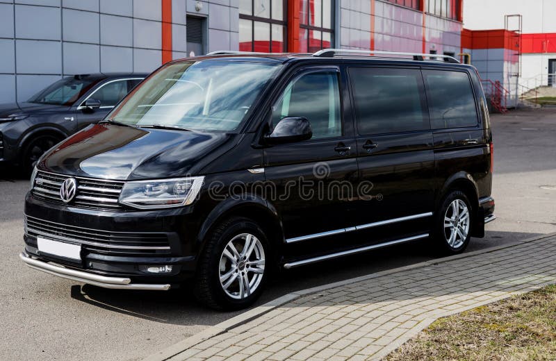 Volkswagen Multivan TDI 4motion Editorial Photography - Image of export ...
