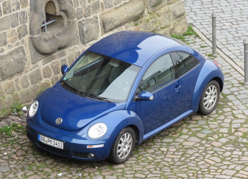 141 Volkswagen New Beetle Azul Fotos de stock - Fotos libres de regalías de Dreamstime