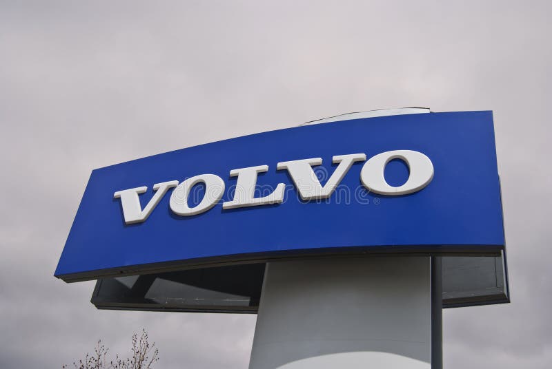 Volvo logo editorial image. Image of logo, manufacturer - 19741590
