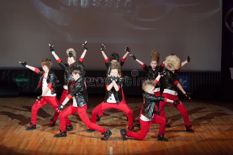 Voor Stadiumband, Genoemd Krachtboom Redactionele Foto - Image of ...