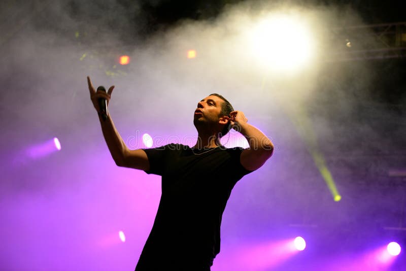 Het Voorbeeld (Engelse Zanger, Songwriter En Rapper) Presteert Bij FIB ...