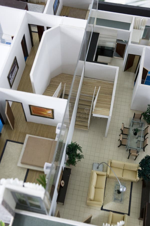 Vorbildlicher Haus-Innenraum Stockbild - Bild von haupt, wohnung: 7929263