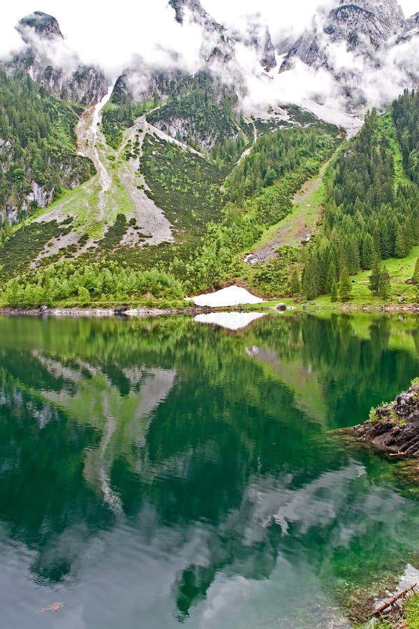 Vorderer De Gosausee De L'Autriche Photo stock - Image du autriche ...