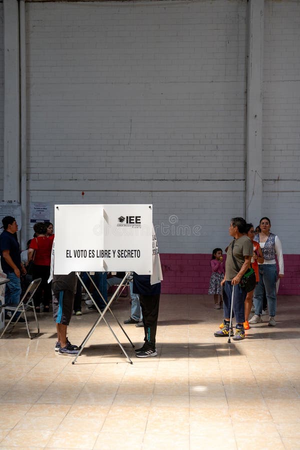 Voting People in Mexico 2024 Elections Editorial Image - Image of ...