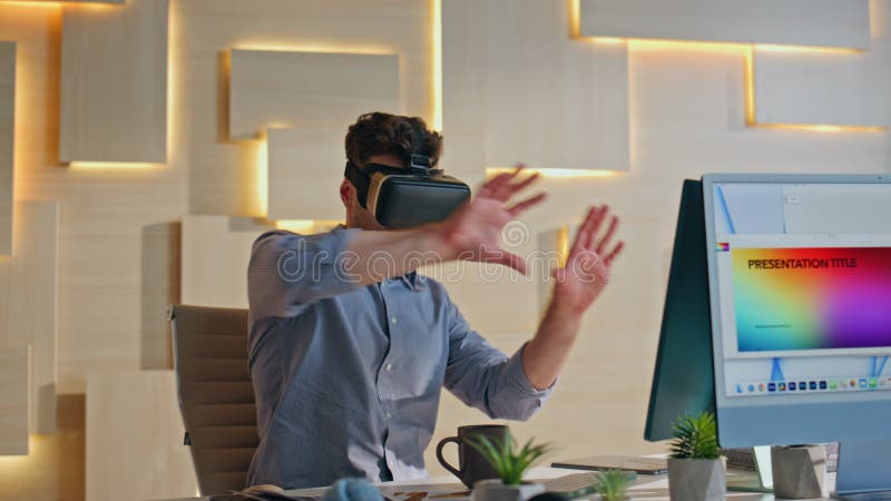 Vr Designer Controlling Simulation Touching Interface in Office Close ...