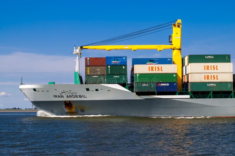 Vrachtschip Iran in Rotterdam, Nederland Redactionele Stock Afbeelding ...