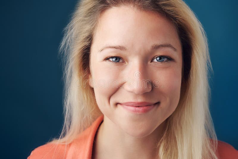 Vrai Visage De Personne Photo libre de droits - Image: 34700615