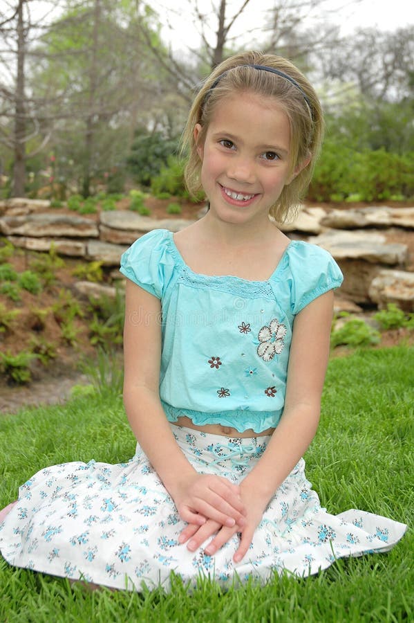 Vrij stock afbeelding. Image of weinig, schoonheid, nave - 604939