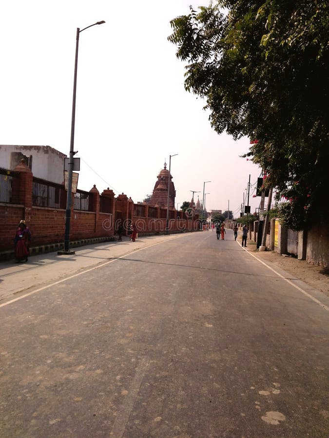 Vrindavan road editorial image. Image of suburb, asphalt - 185804835