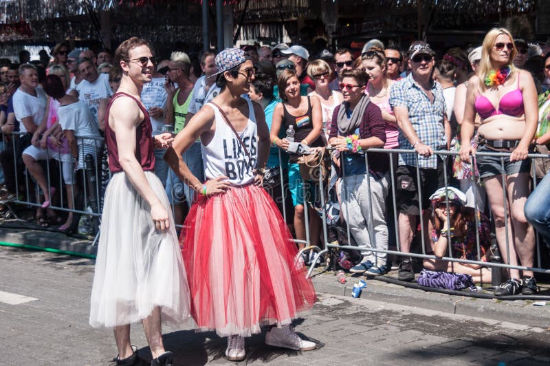 Vrolijk Pride Parade Cologne Redactionele Afbeelding - Image of ...