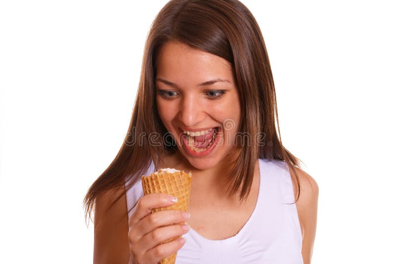 Vrouw met ijs stock afbeelding. Image of nave, nagerecht - 5368937