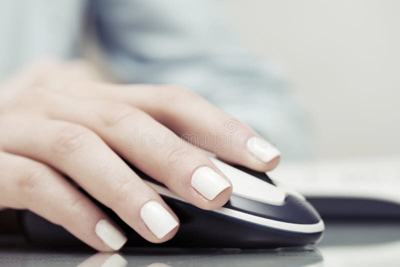 In Hand Computermuis Foto. Afbeelding: 4963896