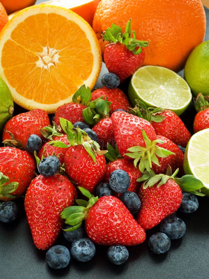 Vruchten stock foto. Image of groen, tropisch, smakelijk - 24028248