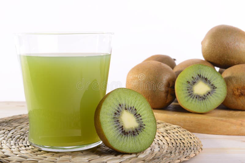 Fruitsap stock afbeelding. Image of kalium, groen, ijzer - 33086871