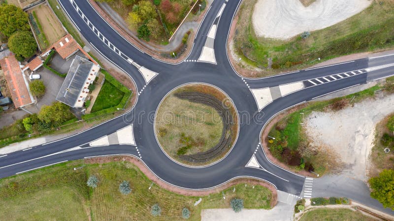 Rond Point Photos Stock - Téléchargez 21,076 Photos libres de droits