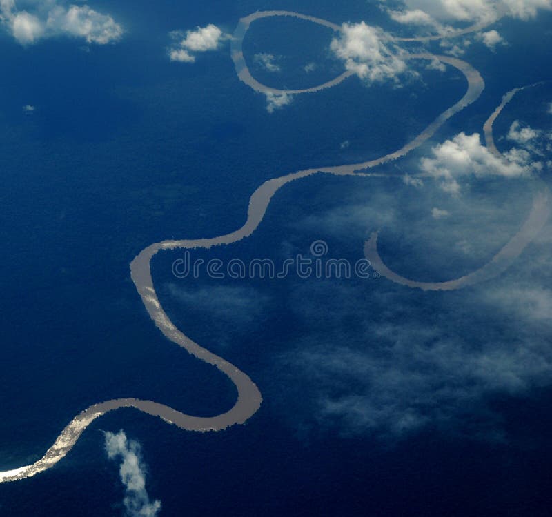 Vue Aérienne Du Fleuve Amazone, Pérou Image stock - Image du fleuve ...